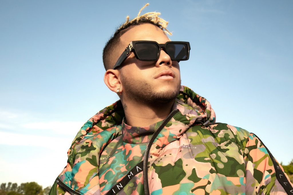 Ovy On The Drums lanza su nueva canción junto a Tini "Ya No Me Llames ...