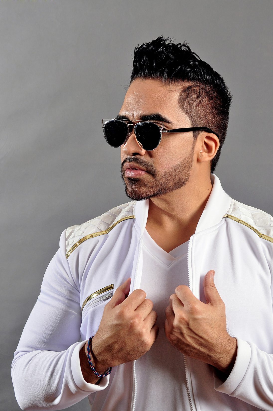 ENIO LA FÓRMULA Y RUB AMAYA NOS SORPRENDEN CON SU NUEVO HIT "DENTRO DEL ...